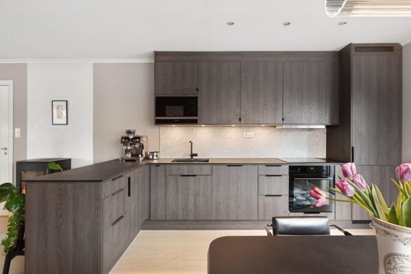 Best Kitchen Remodeling Contractors in Los Angeles (2024)